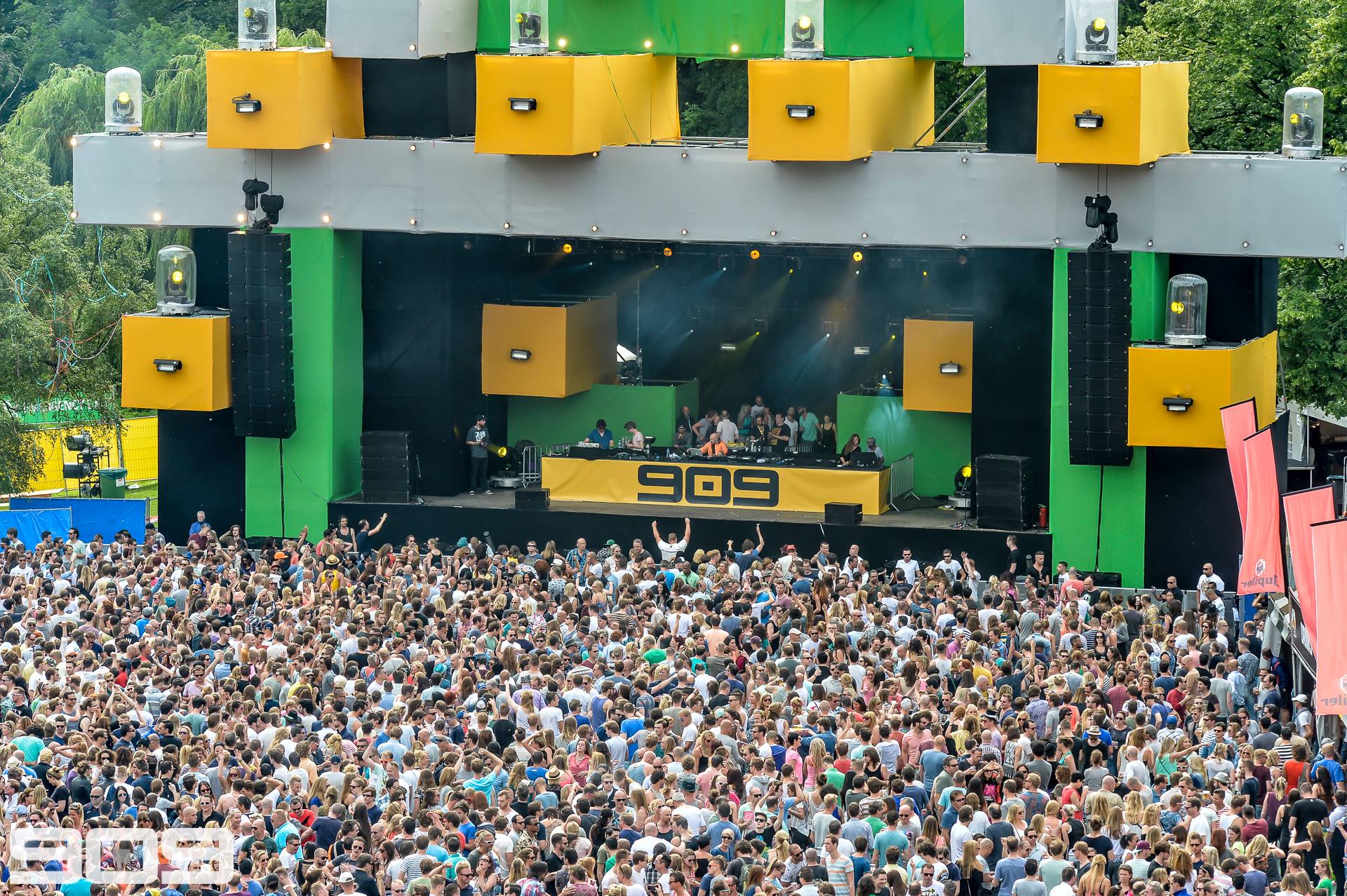 909 Festival - Internacional